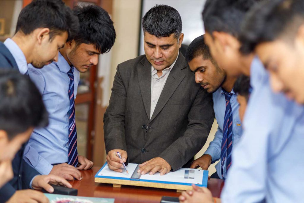 REHDON College & School